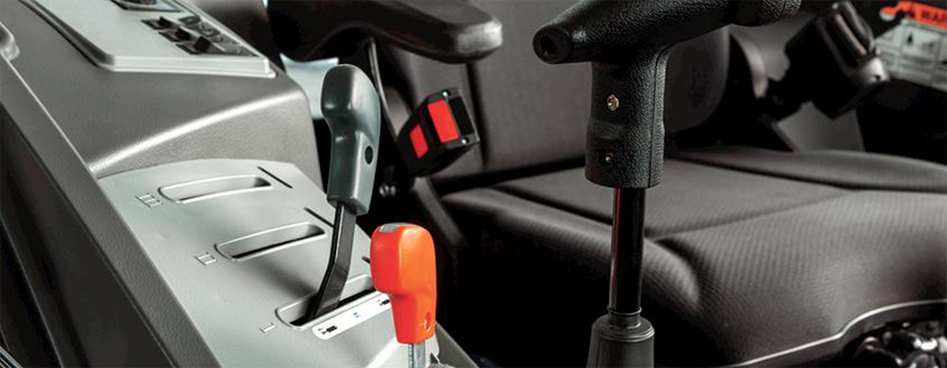 Bobcat® Tractor Comparison LP Assets | Bobcat of Watertown | Watertown, SD