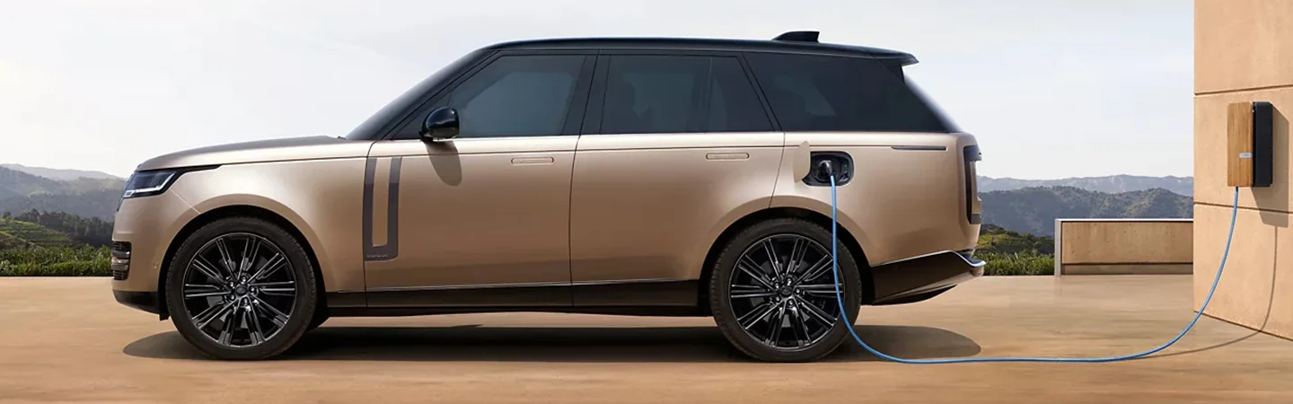 2024 Range Rover vs Defender vs Discovery | Land Rover Tampa